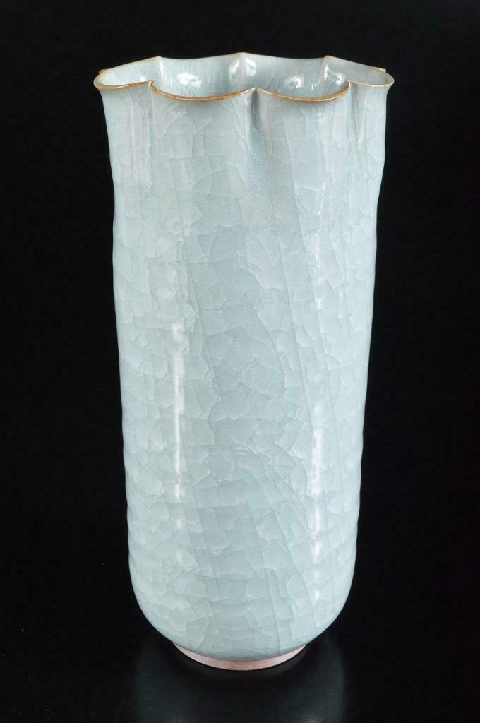 Kitamura Takashi Kutani Celadon Hanaire – Quality Chanoyu Articles