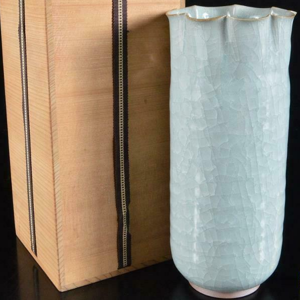 Kitamura Takashi Kutani Celadon Hanaire – Quality Chanoyu Articles